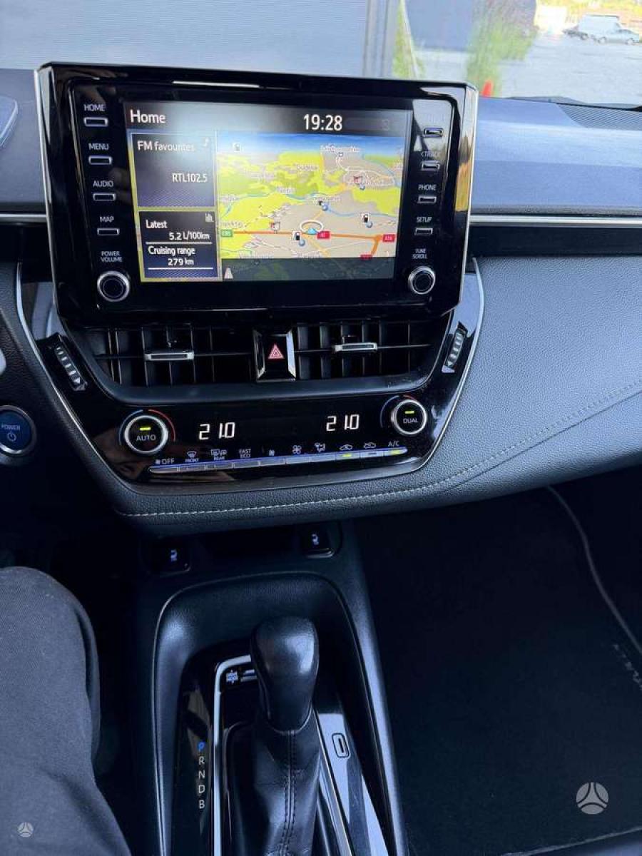 Brūns Toyota Corolla 2021 Viļņa, ar dzinēja tilpumu 1.80 L un nobraukumu 171 tūkst. km par 15950 €, foto 31 vietnē AUTOMOTO.COM.LV