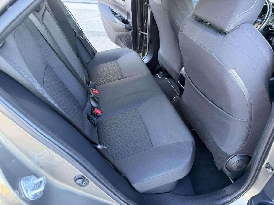 Brūns Toyota Corolla 2021 Viļņa, ar dzinēja tilpumu 1.80 L un nobraukumu 171 tūkst. km par 15950 €, foto 32 vietnē AUTOMOTO.COM.LV