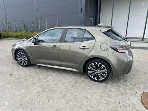 Brown Toyota Corolla 2021 in Vilnius, with an engine capacity of 1.80 L and mileage of 171 thousand km for 15950 €, photo 11 on AUTOMOTO.COM.LV