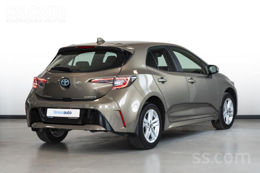 Brūns Toyota Corolla 2022 Rīga, ar dzinēja tilpumu 1.80 L un nobraukumu 55 tūkst. km par 18990 €, foto 5 vietnē AUTOMOTO.COM.LV