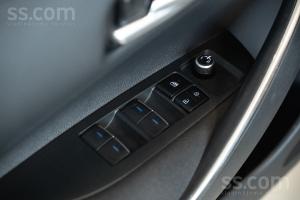 Brūns Toyota Corolla 2022 Rīga, ar dzinēja tilpumu 1.80 L un nobraukumu 55 tūkst. km par 18990 €, foto 17 vietnē AUTOMOTO.COM.LV