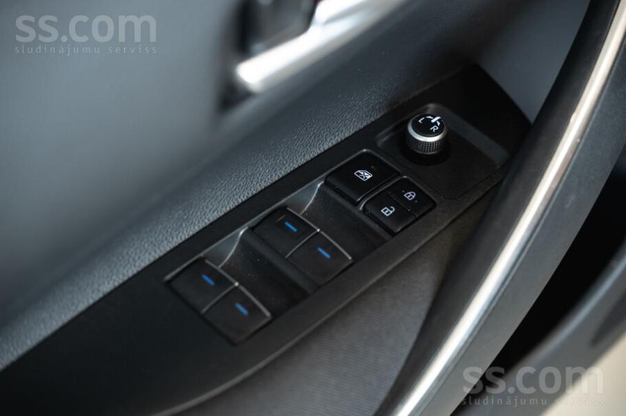 Brūns Toyota Corolla 2022 Rīga, ar dzinēja tilpumu 1.80 L un nobraukumu 55 tūkst. km par 18990 €, foto 17 vietnē AUTOMOTO.COM.LV