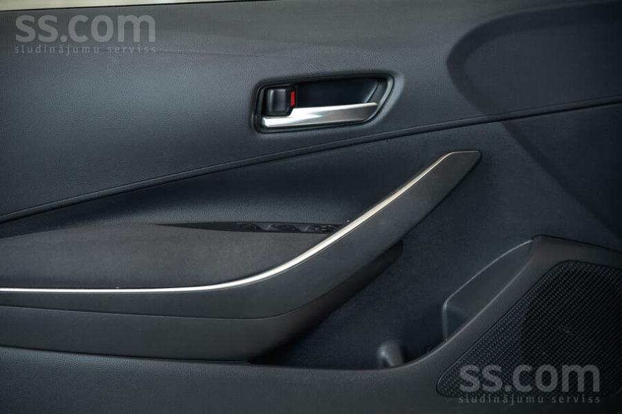 Brūns Toyota Corolla 2022 Rīga, ar dzinēja tilpumu 1.80 L un nobraukumu 55 tūkst. km par 18990 €, foto 18 vietnē AUTOMOTO.COM.LV