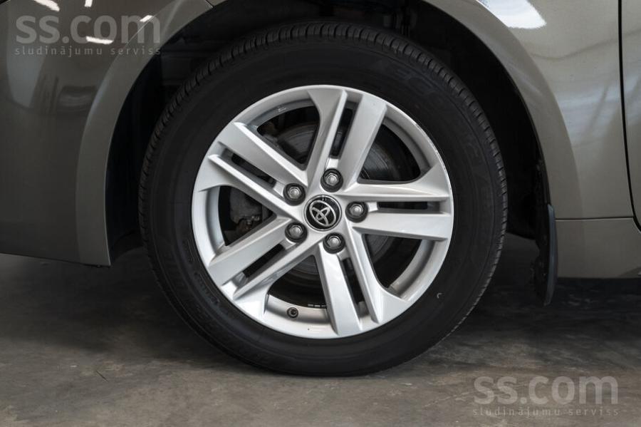 Brūns Toyota Corolla 2022 Rīga, ar dzinēja tilpumu 1.80 L un nobraukumu 55 tūkst. km par 18990 €, foto 21 vietnē AUTOMOTO.COM.LV