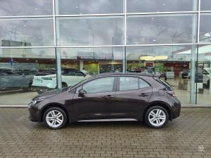 Brūns Toyota Corolla 2022 Viļņa, ar dzinēja tilpumu 1.80 L un nobraukumu 71 tūkst. km par 17000 €, foto 3 vietnē AUTOMOTO.COM.LV