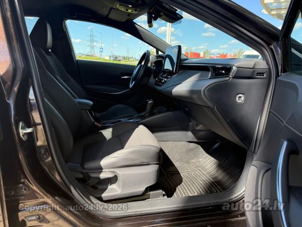Brown Toyota Corolla 2023 in Tartu, with an engine capacity of 1.80 L and mileage of 24 thousand km for 21990 €, photo 10 on AUTOMOTO.COM.LV