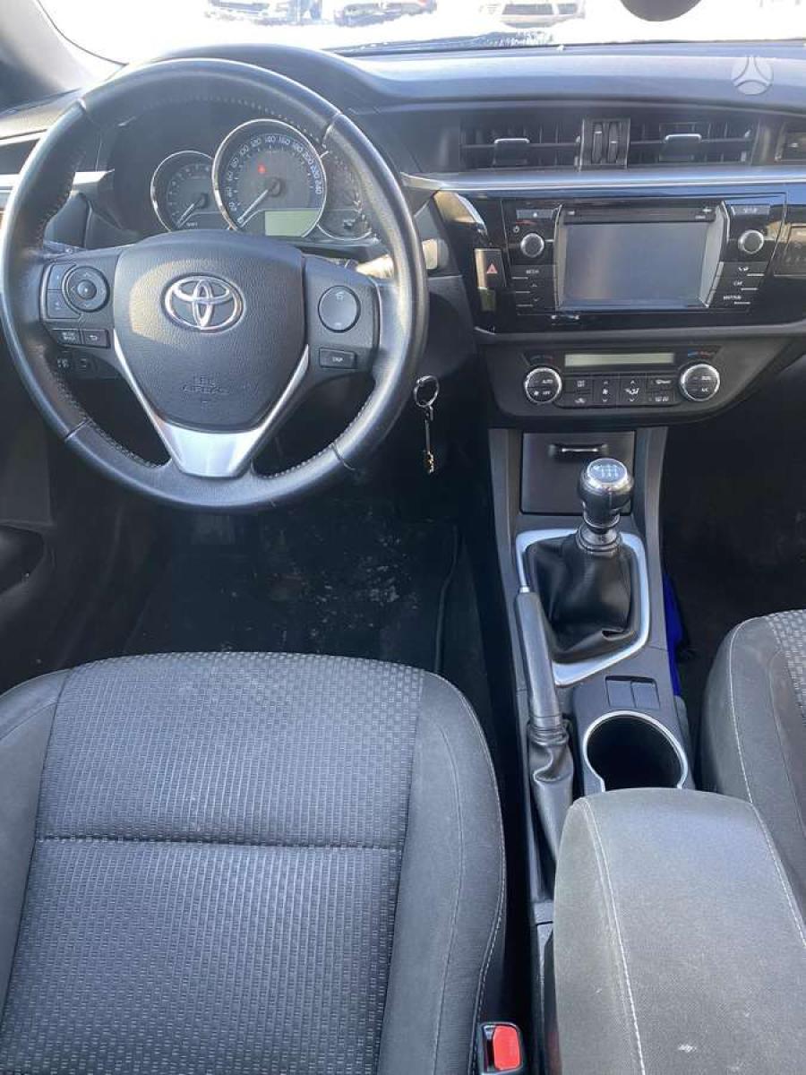 Brūns Toyota Corolla 2014 Kauņa, ar dzinēja tilpumu 1.60 L un nobraukumu 100 tūkst. km par 7850 €, foto 16 vietnē AUTOMOTO.COM.LV