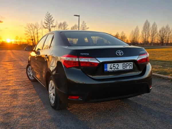 Brūns Toyota Corolla 2015 Tallina, ar dzinēja tilpumu 1.60 L un nobraukumu 288 tūkst. km par 5699 €, foto 7 vietnē AUTOMOTO.COM.LV