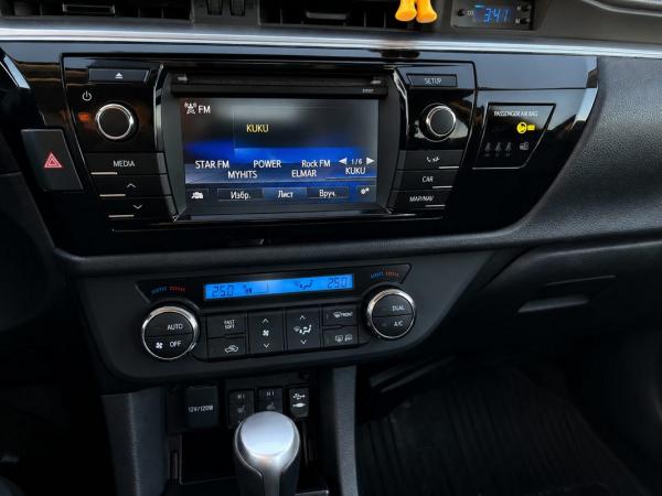 Brūns Toyota Corolla 2015 Tallina, ar dzinēja tilpumu 1.60 L un nobraukumu 288 tūkst. km par 5699 €, foto 10 vietnē AUTOMOTO.COM.LV