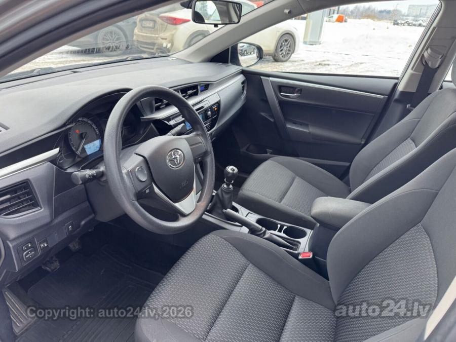 Brūns Toyota Corolla 2016 Viljandi, ar dzinēja tilpumu 1.60 L un nobraukumu 91 tūkst. km par 11990 €, foto 12 vietnē AUTOMOTO.COM.LV