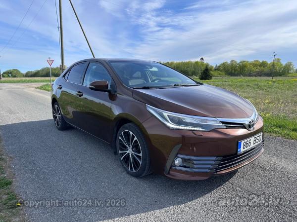 Brown Toyota Corolla 2016 in Tallinn, with an engine capacity of 1.60 L and mileage of 187 thousand km for 8900 €, photo 1 on AUTOMOTO.COM.LV