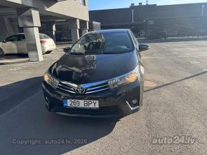 Brown Toyota Corolla 2016 in Tallinn, with an engine capacity of 1.60 L and mileage of 136 thousand km for 11000 €, photo  on AUTOMOTO.COM.LV