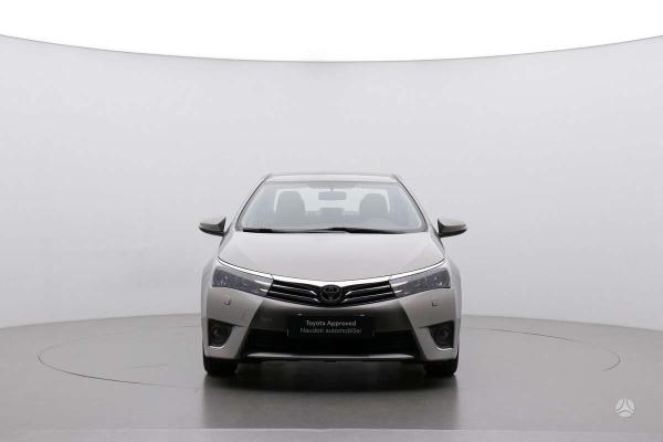 Тойота Королла 2016 в Вильнюс на AUTOMOTO.COM.LV Коричневый Тойота Королла 2016 в Вильнюс, объемом двигателя 1.60 л и пробегом 159 тыс. км за 9990 €, фото 6 на AUTOMOTO.COM.LV