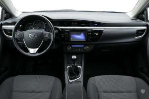 Brown Toyota Corolla 2016 in Vilnius, with an engine capacity of 1.60 L and mileage of 159 thousand km for 9990 €, photo 7 on AUTOMOTO.COM.LV