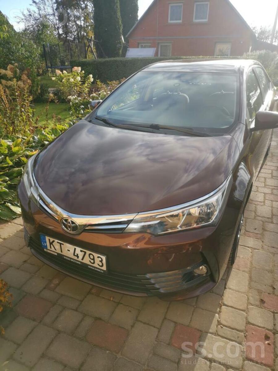 Brūns Toyota Corolla 2017 Preiļi, ar dzinēja tilpumu 1.60 L un nobraukumu 113 tūkst. km par 9800 €, foto 3 vietnē AUTOMOTO.COM.LV