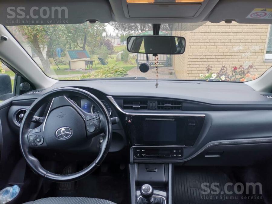 Brūns Toyota Corolla 2017 Preiļi, ar dzinēja tilpumu 1.60 L un nobraukumu 113 tūkst. km par 9800 €, foto 6 vietnē AUTOMOTO.COM.LV