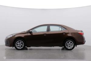 Brown Toyota Corolla 2017 in Vilnius, with an engine capacity of 1.60 L and mileage of 110 thousand km for 10900 €, photo 4 on AUTOMOTO.COM.LV