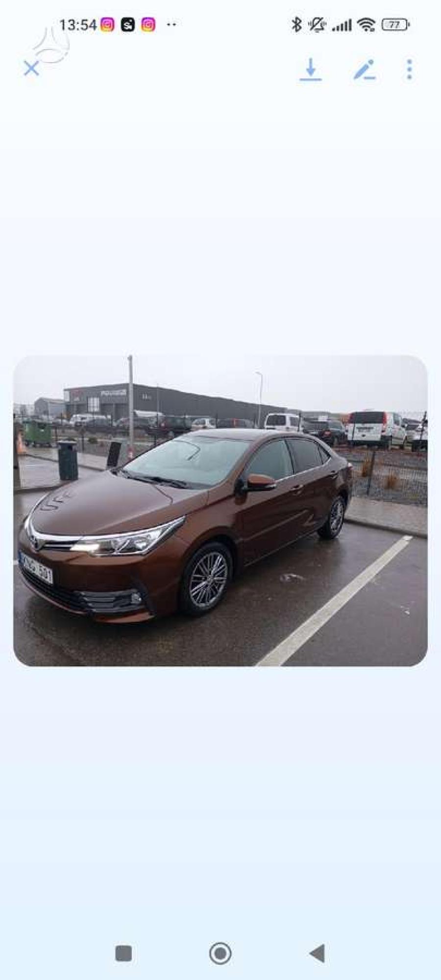 Brown Toyota Corolla 2018 in Kaunas, with an engine capacity of 1.60 L and mileage of 113 thousand km for 10555 €, photo 1 on AUTOMOTO.COM.LV