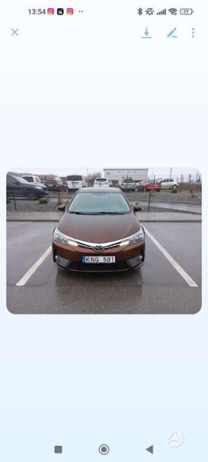 Brown Toyota Corolla 2018 in Kaunas, with an engine capacity of 1.60 L and mileage of 113 thousand km for 10555 €, photo 3 on AUTOMOTO.COM.LV