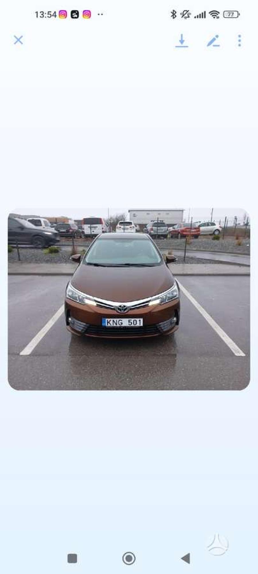 Brown Toyota Corolla 2018 in Kaunas, with an engine capacity of 1.60 L and mileage of 113 thousand km for 10555 €, photo 3 on AUTOMOTO.COM.LV