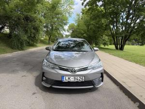 Коричневый Тойота Королла 2018 в Вильнюс, объемом двигателя 1.60 л и пробегом 137 тыс. км за 11000 €, фото 4 на AUTOMOTO.COM.LV