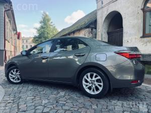 Brown Toyota Corolla 2018 in Cesis, with an engine capacity of 1.40 L and mileage of 0 thousand km for 9350 €, photo 9 on AUTOMOTO.COM.LV