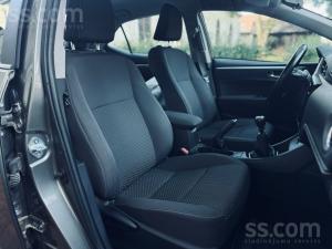 Brown Toyota Corolla 2018 in Cesis, with an engine capacity of 1.40 L and mileage of 0 thousand km for 9350 €, photo 12 on AUTOMOTO.COM.LV