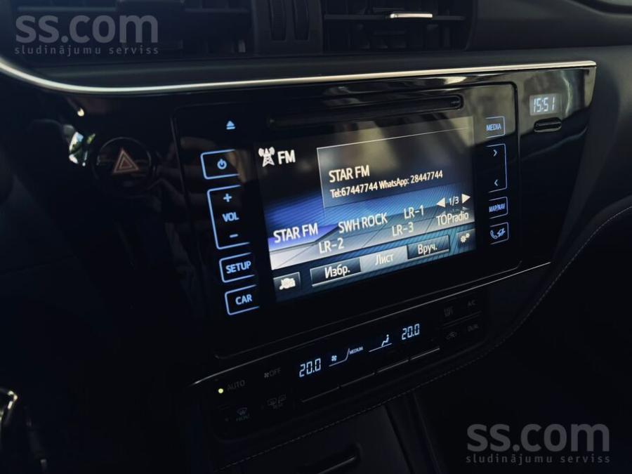 Brown Toyota Corolla 2018 in Cesis, with an engine capacity of 1.40 L and mileage of 0 thousand km for 9350 €, photo 16 on AUTOMOTO.COM.LV