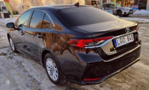 Brown Toyota Corolla 2019 in Kaunas, with an engine capacity of 1.60 L and mileage of 67 thousand km for 12200 €, photo 5 on AUTOMOTO.COM.LV
