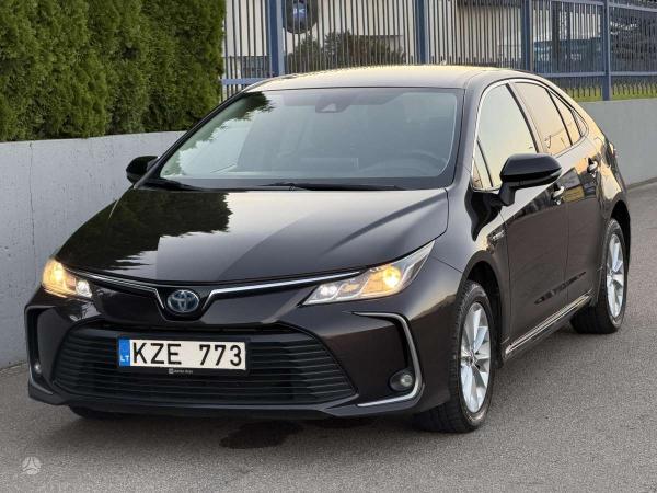 Brūns Toyota Corolla 2019 Viļņa, ar dzinēja tilpumu 1.80 L un nobraukumu 186 tūkst. km par 15500 €, foto 1 vietnē AUTOMOTO.COM.LV