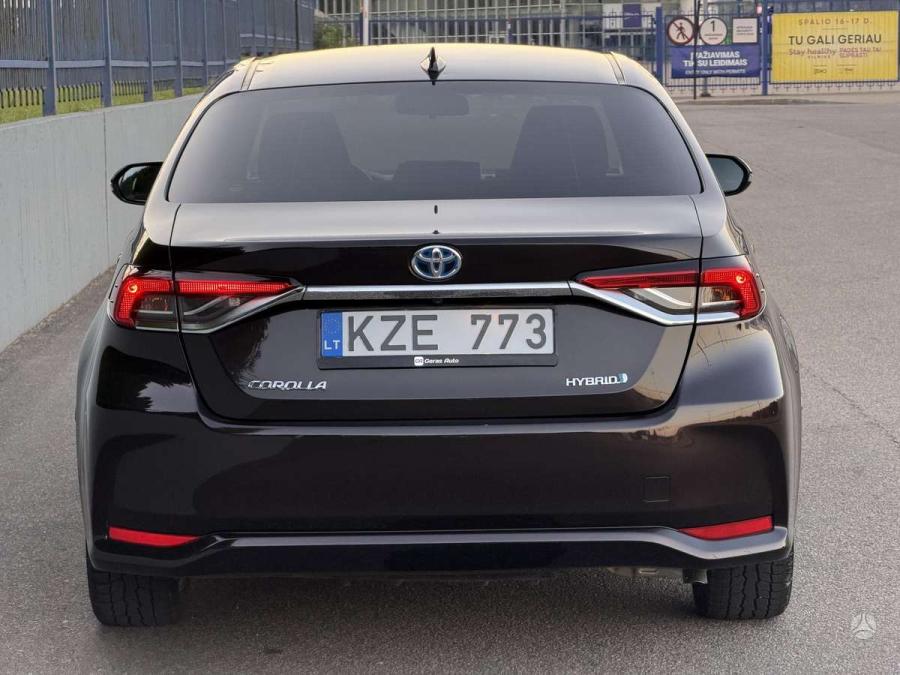 Brūns Toyota Corolla 2019 Viļņa, ar dzinēja tilpumu 1.80 L un nobraukumu 186 tūkst. km par 15500 €, foto 4 vietnē AUTOMOTO.COM.LV