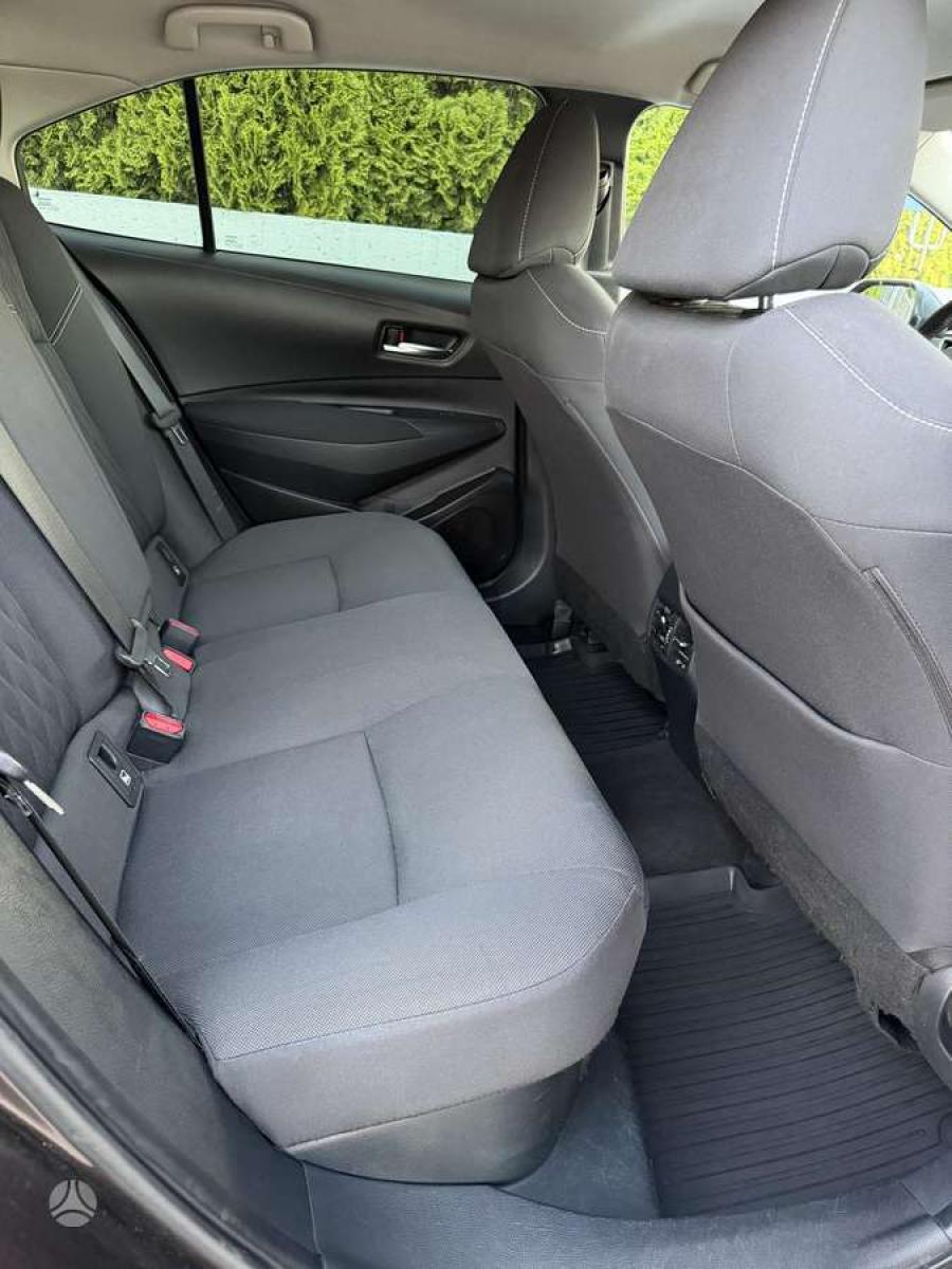 Brūns Toyota Corolla 2019 Viļņa, ar dzinēja tilpumu 1.80 L un nobraukumu 186 tūkst. km par 15500 €, foto 22 vietnē AUTOMOTO.COM.LV
