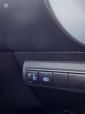 Brūns Toyota Corolla 2019 Viļņa, ar dzinēja tilpumu 1.80 L un nobraukumu 186 tūkst. km par 15500 €, foto 23 vietnē AUTOMOTO.COM.LV