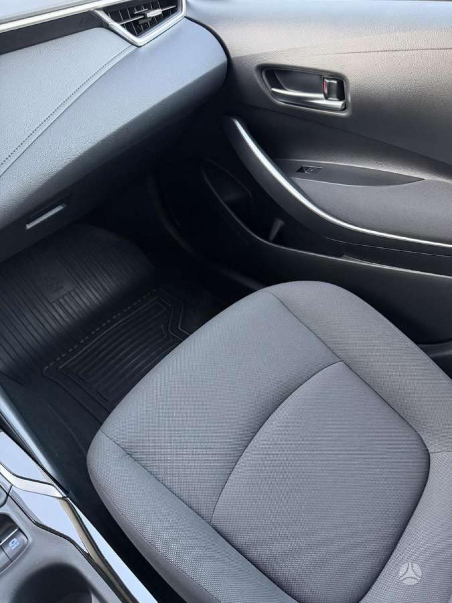 Brūns Toyota Corolla 2019 Viļņa, ar dzinēja tilpumu 1.80 L un nobraukumu 186 tūkst. km par 15500 €, foto 25 vietnē AUTOMOTO.COM.LV
