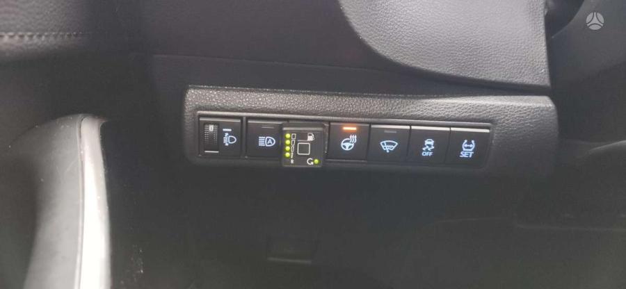 Brūns Toyota Corolla 2019 Viļņa, ar dzinēja tilpumu 1.80 L un nobraukumu 133 tūkst. km par 16500 €, foto 23 vietnē AUTOMOTO.COM.LV