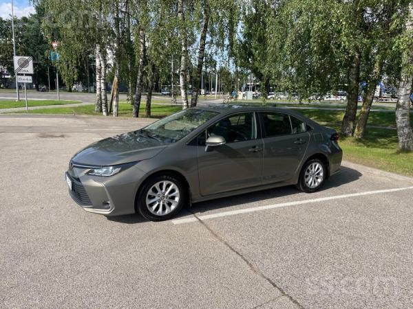 Brūns Toyota Corolla 2019 Rīga, ar dzinēja tilpumu 1.60 L un nobraukumu 115 tūkst. km par 11890 €, foto 3 vietnē AUTOMOTO.COM.LV