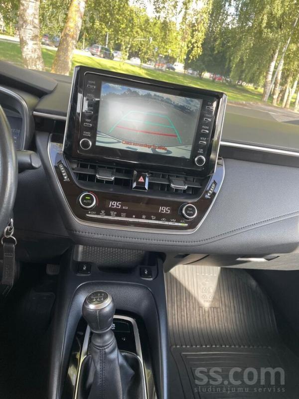 Brūns Toyota Corolla 2019 Rīga, ar dzinēja tilpumu 1.60 L un nobraukumu 115 tūkst. km par 11890 €, foto 5 vietnē AUTOMOTO.COM.LV