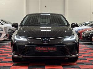 Brown Toyota Corolla 2019 in Vilnius, with an engine capacity of 1.80 L and mileage of 134 thousand km for 17099 €, photo 3 on AUTOMOTO.COM.LV