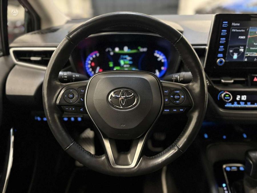Brown Toyota Corolla 2019 in Vilnius, with an engine capacity of 1.80 L and mileage of 134 thousand km for 17099 €, photo 21 on AUTOMOTO.COM.LV