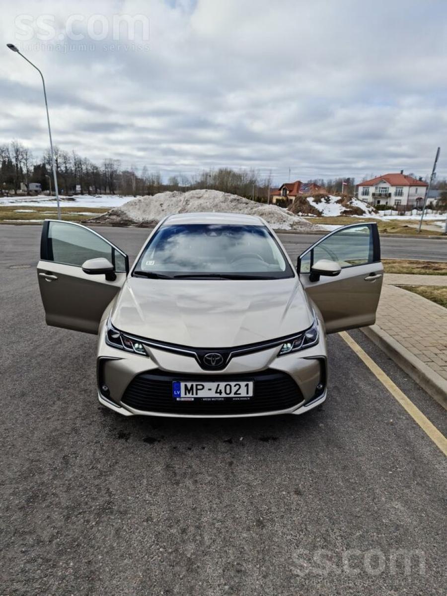 Brūns Toyota Corolla 2020 Rīga, ar dzinēja tilpumu 1.60 L un nobraukumu 240 tūkst. km par 16500 €, foto 1 vietnē AUTOMOTO.COM.LV