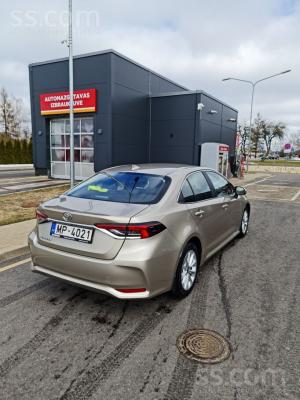 Brūns Toyota Corolla 2020 Rīga, ar dzinēja tilpumu 1.60 L un nobraukumu 240 tūkst. km par 16500 €, foto 2 vietnē AUTOMOTO.COM.LV