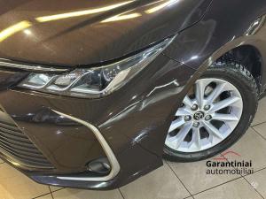 Brūns Toyota Corolla 2020 Viļņa, ar dzinēja tilpumu 1.60 L un nobraukumu 106 tūkst. km par 13950 €, foto 3 vietnē AUTOMOTO.COM.LV