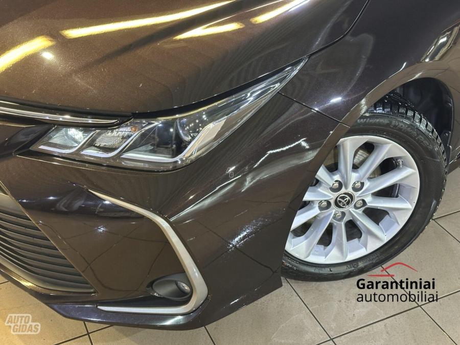 Brūns Toyota Corolla 2020 Avižieniai, ar dzinēja tilpumu 1.60 L un nobraukumu 106 tūkst. km par 13950 €, foto 3 vietnē AUTOMOTO.COM.LV