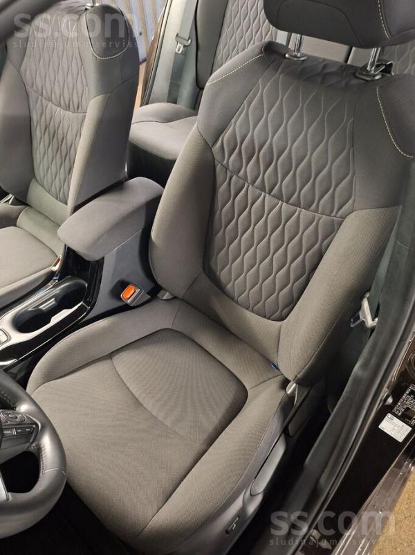 Brūns Toyota Corolla 2020 Rīga, ar dzinēja tilpumu 1.60 L un nobraukumu 40 tūkst. km par 15899 €, foto 11 vietnē AUTOMOTO.COM.LV