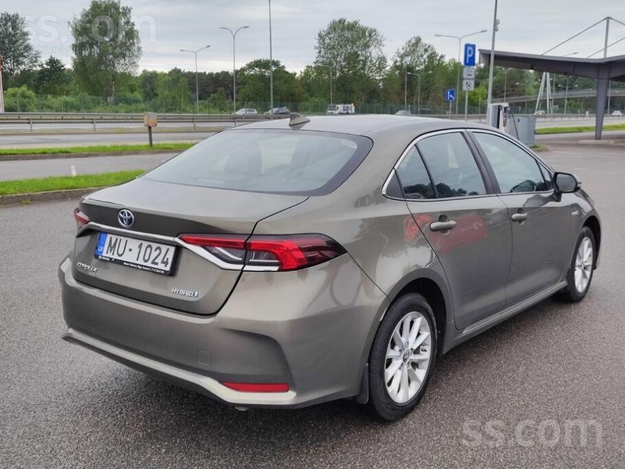 Brūns Toyota Corolla 2021 Rīga, ar dzinēja tilpumu 1.80 L un nobraukumu 200 tūkst. km par 14000 €, foto 7 vietnē AUTOMOTO.COM.LV