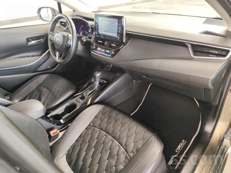 Brūns Toyota Corolla 2021 Rīga, ar dzinēja tilpumu 1.80 L un nobraukumu 200 tūkst. km par 14000 €, foto 12 vietnē AUTOMOTO.COM.LV