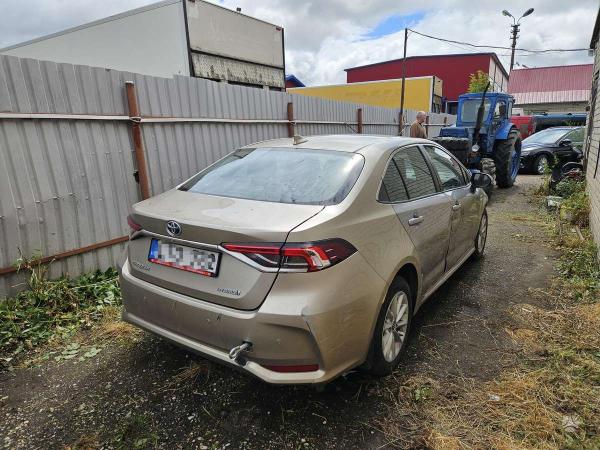 Brūns Toyota Corolla 2021 Kauņa, ar dzinēja tilpumu 1.80 L un nobraukumu 60 tūkst. km par 6200 €, foto 1 vietnē AUTOMOTO.COM.LV