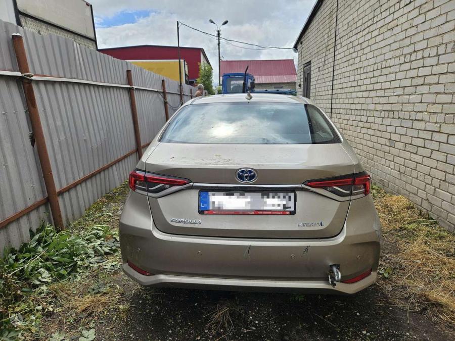 Brūns Toyota Corolla 2021 Kauņa, ar dzinēja tilpumu 1.80 L un nobraukumu 60 tūkst. km par 6200 €, foto 3 vietnē AUTOMOTO.COM.LV