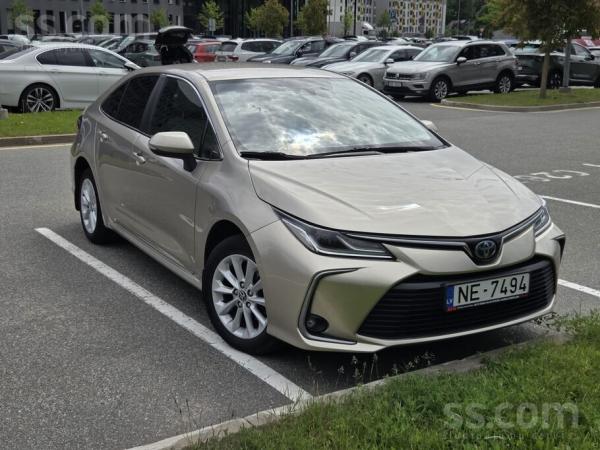 Brūns Toyota Corolla 2022 Rīga, ar dzinēja tilpumu 1.80 L un nobraukumu 97 tūkst. km par 16700 €, foto 2 vietnē AUTOMOTO.COM.LV