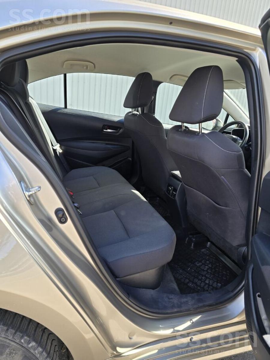 Brūns Toyota Corolla 2022 Rīga, ar dzinēja tilpumu 1.80 L un nobraukumu 37 tūkst. km par 20450 €, foto 8 vietnē AUTOMOTO.COM.LV